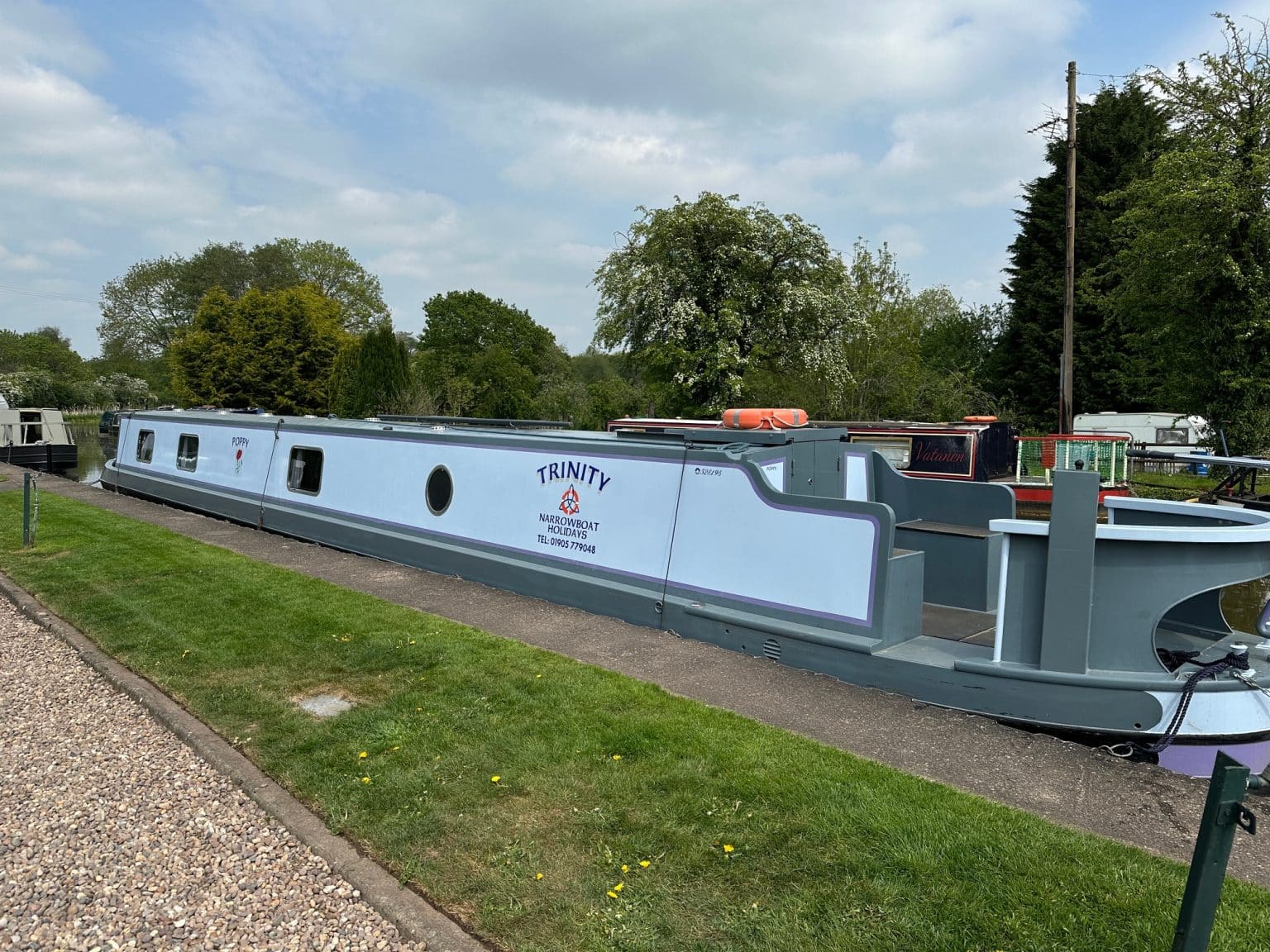 Birmingham Canal Boat Hire & Narrowboat Hire Holidays in Birmingham ...